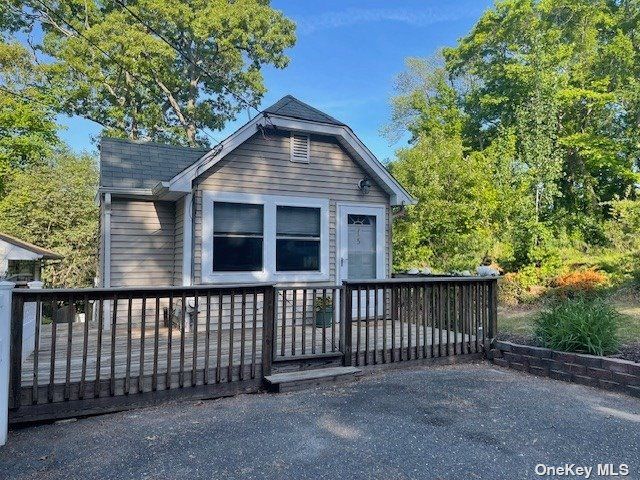 15 B Sea Cliff Drive, Sound Beach, NY 11789 | MLS# 3553491 | Trulia