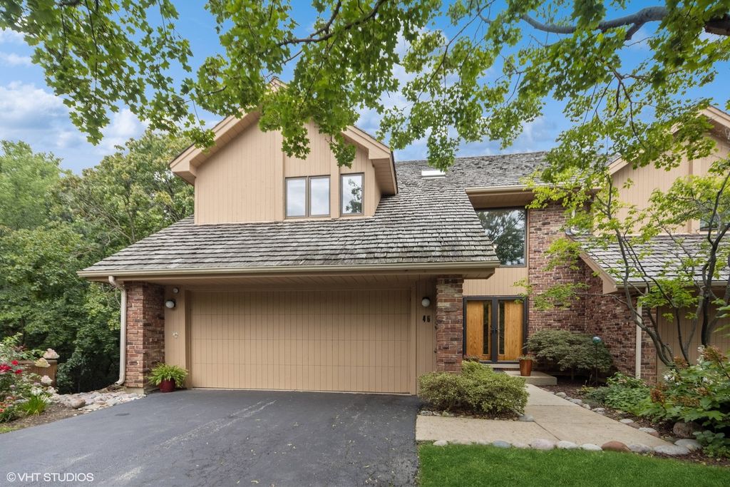 46 Oak Creek Dr, Burr Ridge, IL 60527 - See Est. Value, Schools & More