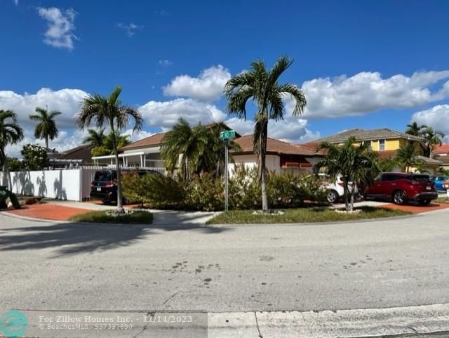 1002 NW 129th Ave, Miami, FL 33182 | MLS# F10408949 | Trulia