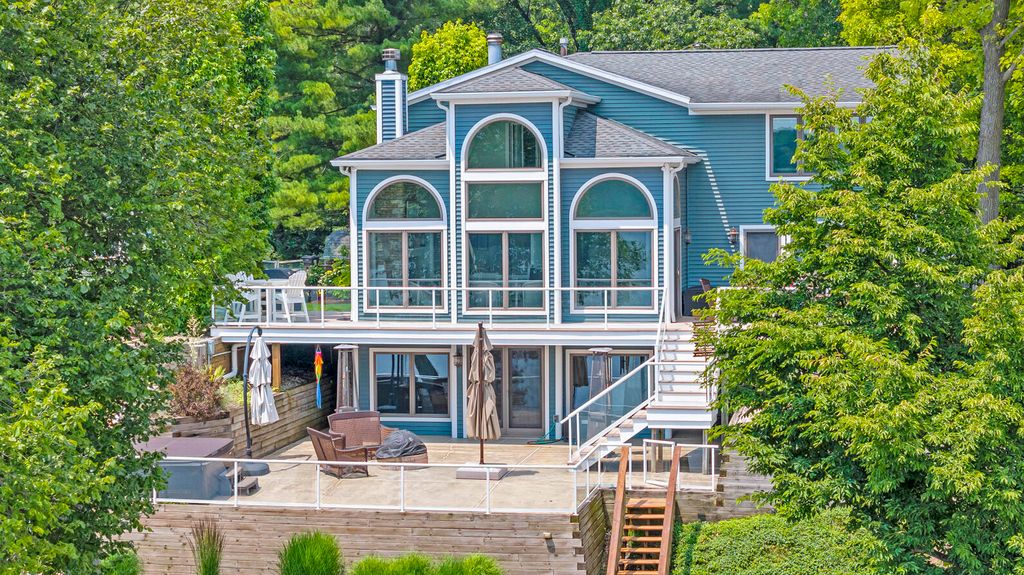 325 Highland Dr, Jackson, MI 49201 - See Est. Value, Schools & More