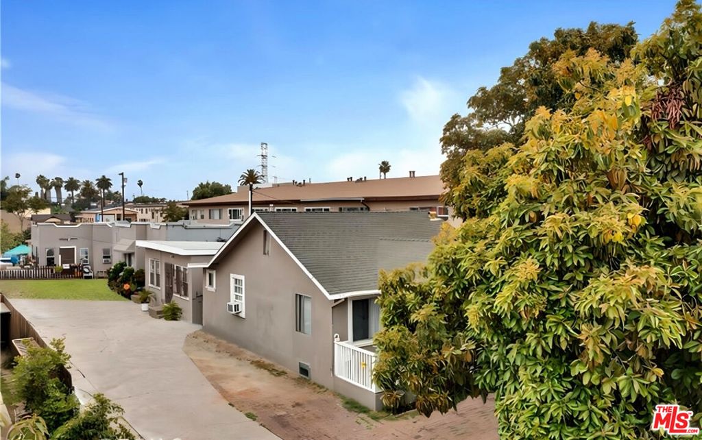 9305 Maie Ave, Los Angeles, CA 90002 - See Est. Value, Schools & More