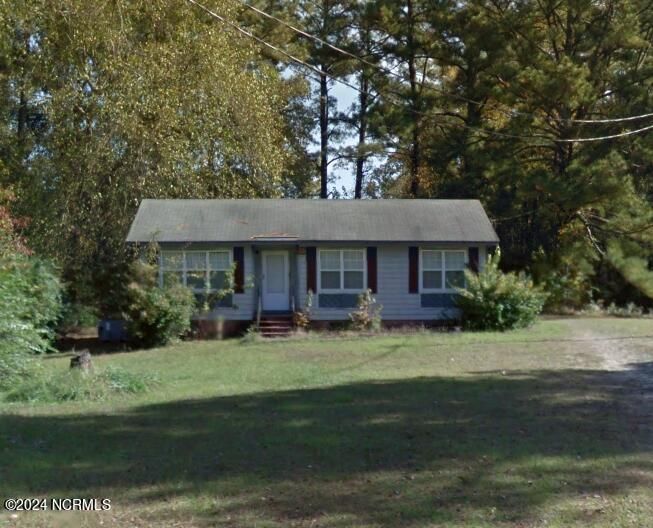 109 Snowden Street, Princeville, NC 27886 - See Est. Value, Schools & More