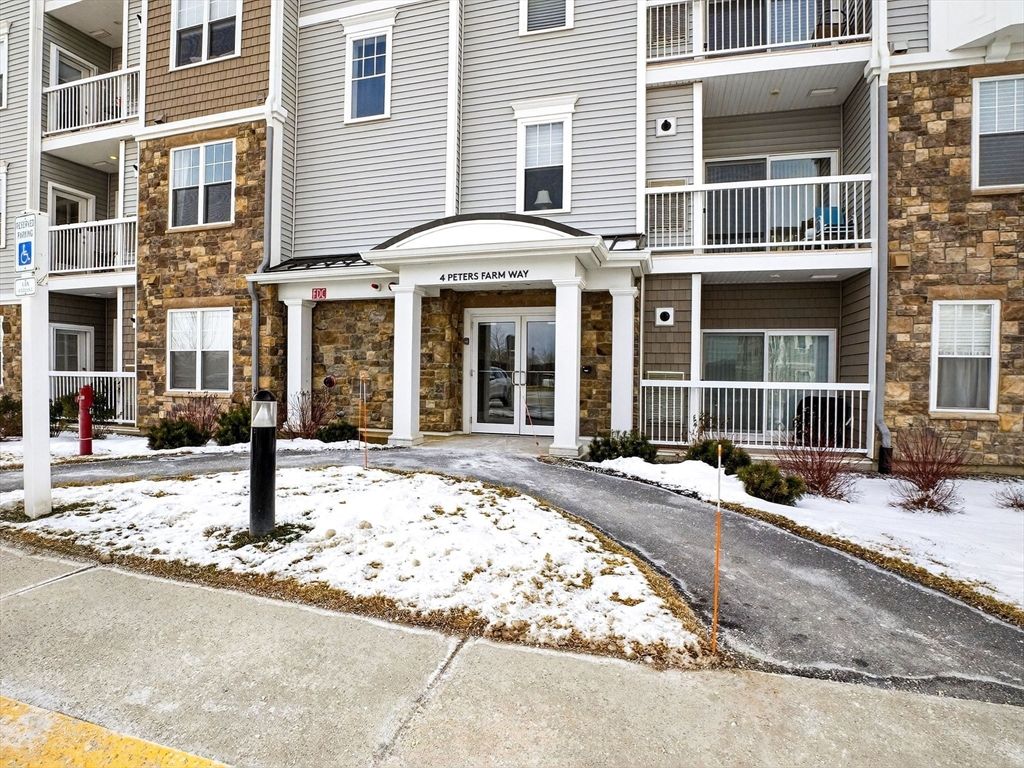 4206 Peters Farm Way #206, Westborough, MA 01581 | MLS# 73466020 | Trulia