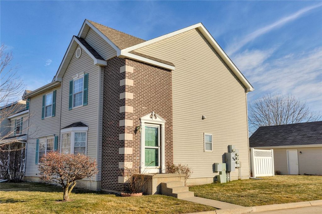 280 NW Georgetown Blvd, Ankeny, IA 50023 - See Est. Value, Schools & More