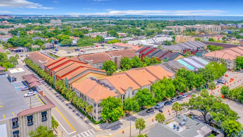 2320 W Azeele St #323, Tampa, FL 33609 - See Est. Value, Schools & More