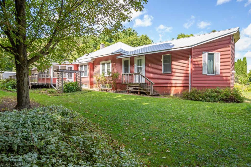 606 Syme Ave, Glenwood City, WI 54013 | Trulia