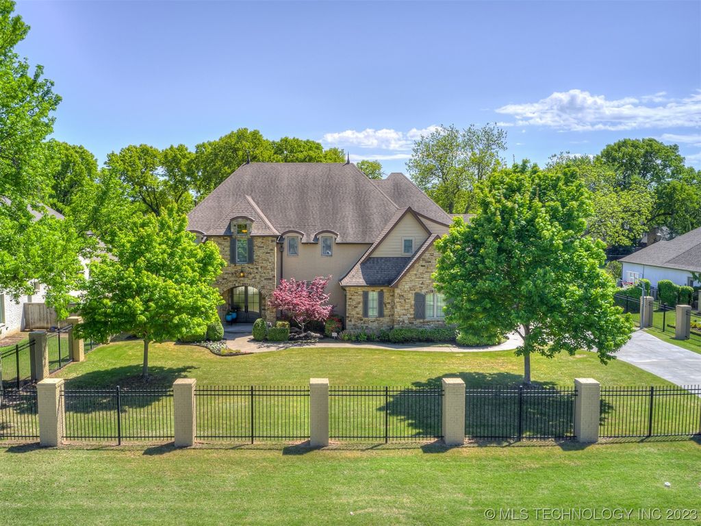 4930 E 105th St S, Tulsa, OK 74137 - See Est. Value, Schools & More