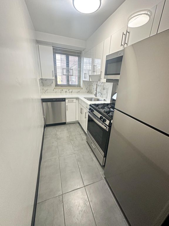 18902 64th Ave, Fresh Meadows, NY 11365 | Trulia