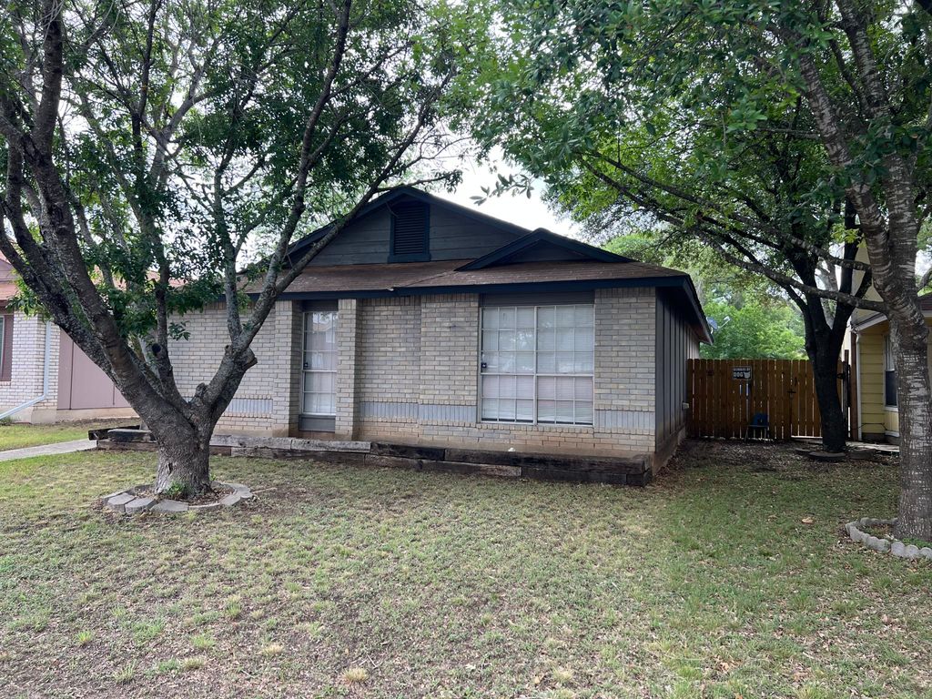 7346 Weybridge, San Antonio, TX 78250 - See Est. Value, Schools & More