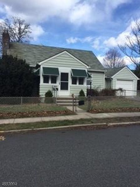 25 Sylvester Ave, Hawthorne, NJ 07506 - See Est. Value, Schools & More