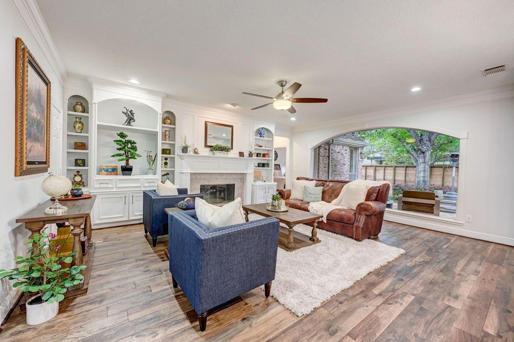 14124 Bluebird Ln, Houston, TX 77079 | MLS# 70124893 | Trulia