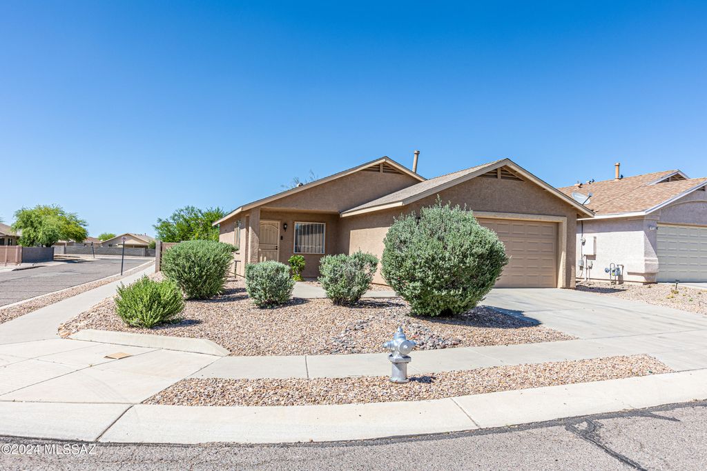 1677 E Saint Apollonia St, Tucson, AZ 85713 - See Est. Value, Schools & More
