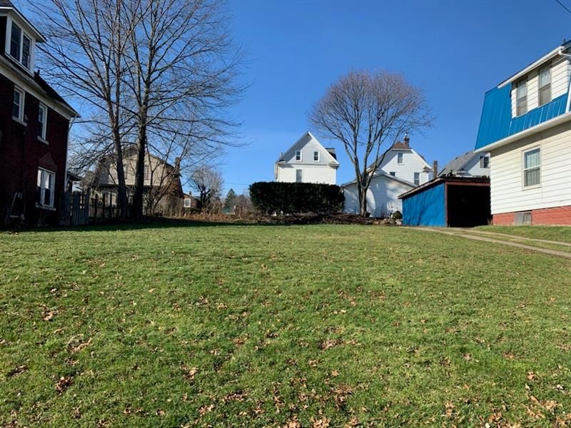 220 5th Ave, Butler, PA 16001 - See Est. Value, Schools & More