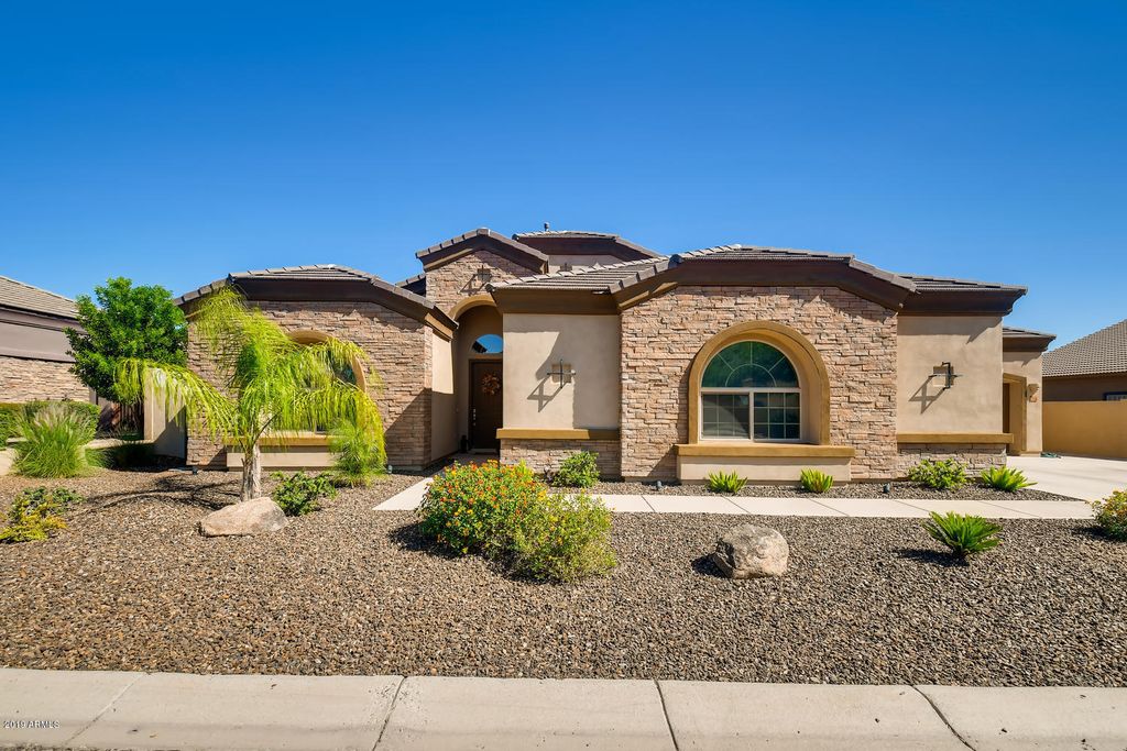 1729 N Berrett St, Mesa, AZ 85207 - See Est. Value, Schools & More