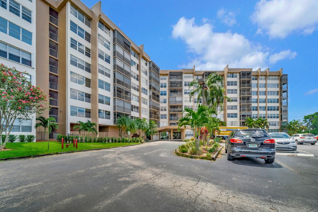1200 Saint Charles Place UNIT Ph17, Pembroke Pines, FL 33026 | Trulia
