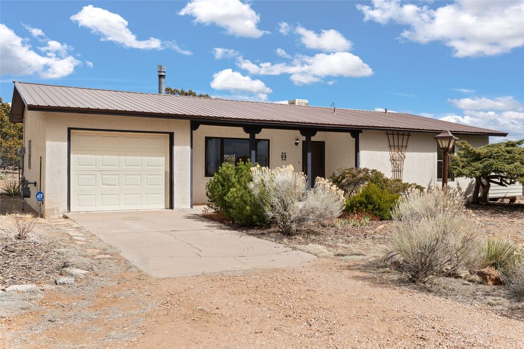 3 Conchas Pl, Santa Fe, NM 87508 - See Est. Value, Schools & More
