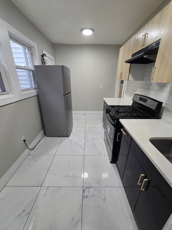 158 Sanford St #1AA, East Orange, NJ 07018 | Trulia