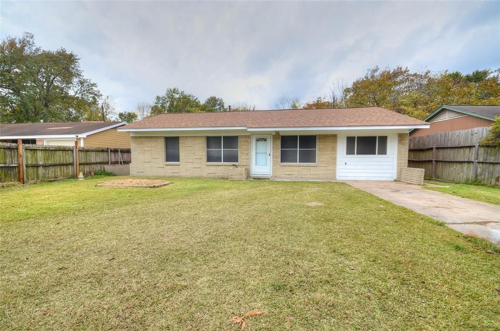 207 Carlang St, Channelview, TX 77530 - See Est. Value, Schools & More