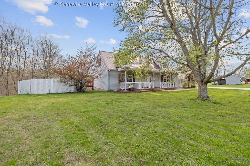 3291 Creston Rd, Evans, WV 25241 - See Est. Value, Schools & More