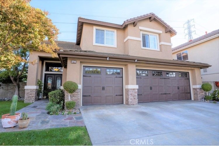 2714N N Hampton St, Orange, CA 92867 - See Est. Value, Schools & More