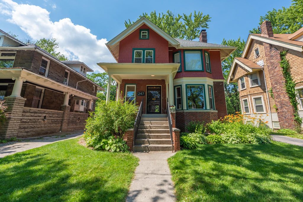 247 E Philadelphia St, Detroit, MI 48202 - See Est. Value, Schools & More