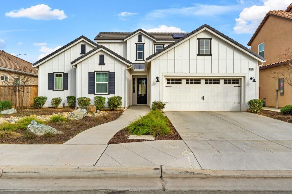 4267 Sierra Madre Ave, Clovis, CA 93619 - See Est. Value, Schools & More