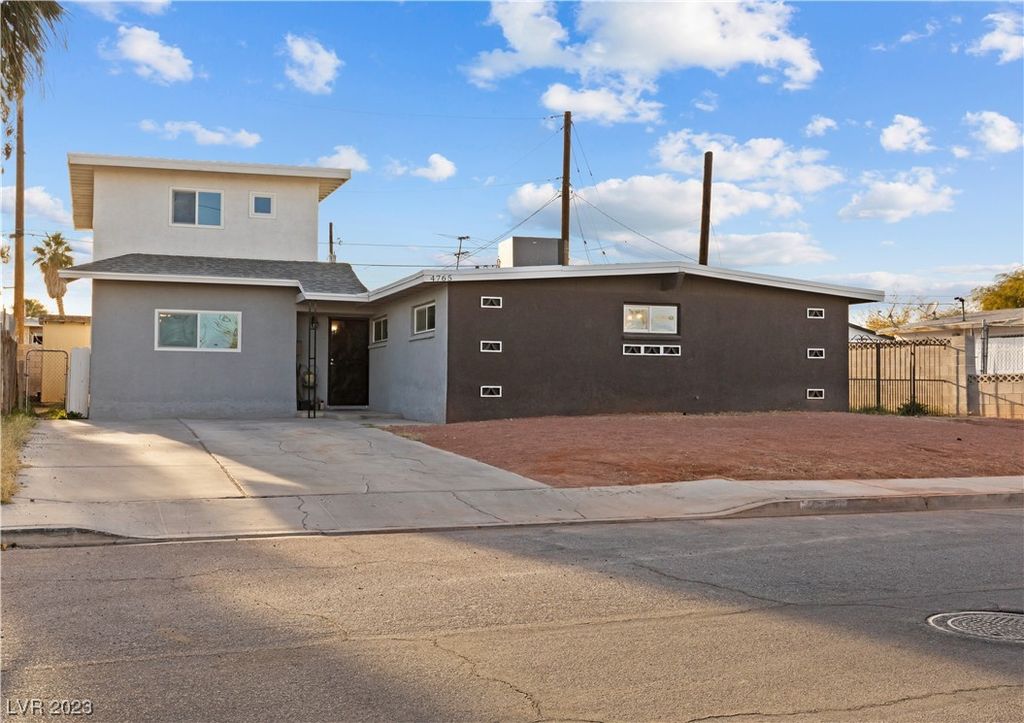 4765 Blanton Dr, Las Vegas, NV 89121 - See Est. Value, Schools & More