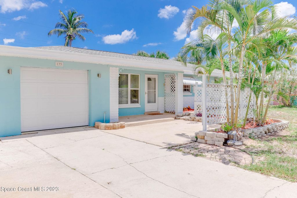 133 Berkeley St, Satellite Beach, FL 32937 - See Est. Value, Schools & More