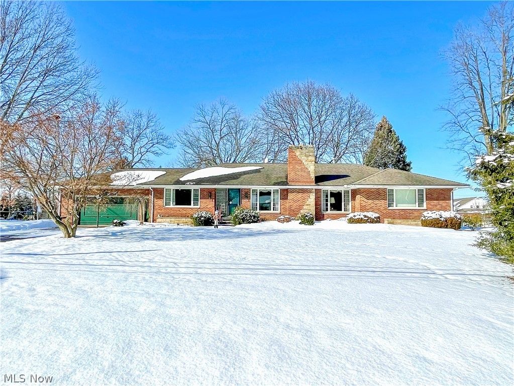 124 Walnut Dr, Amherst, OH 44001 | Trulia