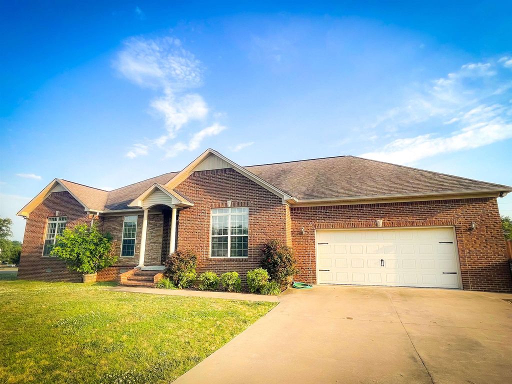 120 N Blue Heron Dr, Killen, AL 35645 - See Est. Value, Schools & More