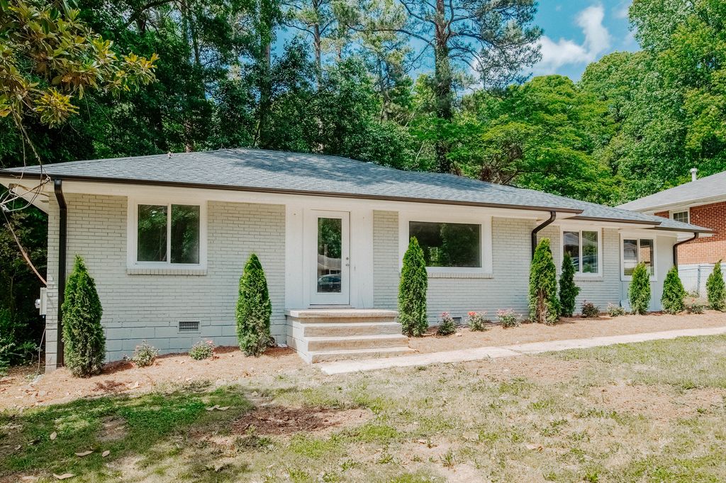 2035 Lilac Ln, Decatur, GA 30032 - See Est. Value, Schools & More