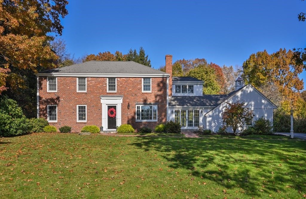 4 Cooks Farm Ln, Lynnfield, MA 01940 | Trulia