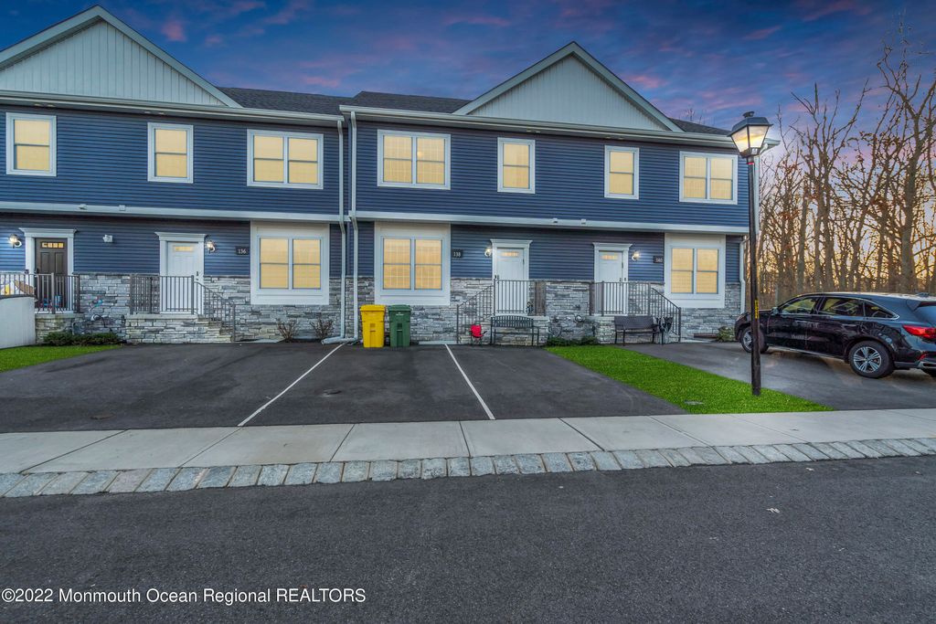 138 Chevy Lane, Lakewood, NJ 08701 - See Est. Value, Schools & More