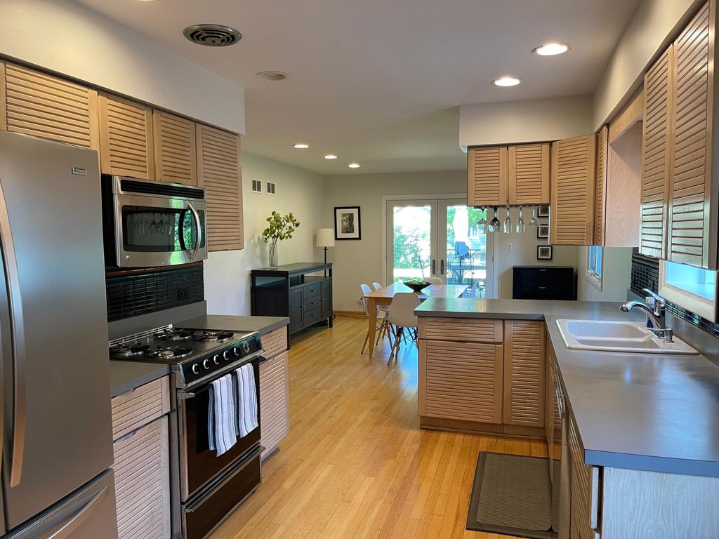 Address Not Disclosed, Arlington Heights, IL 60005 | Trulia