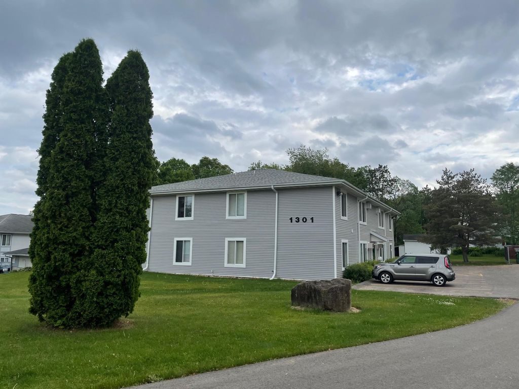 1266 Winston Dr #1300-6, Edgerton, WI 53534 | Trulia