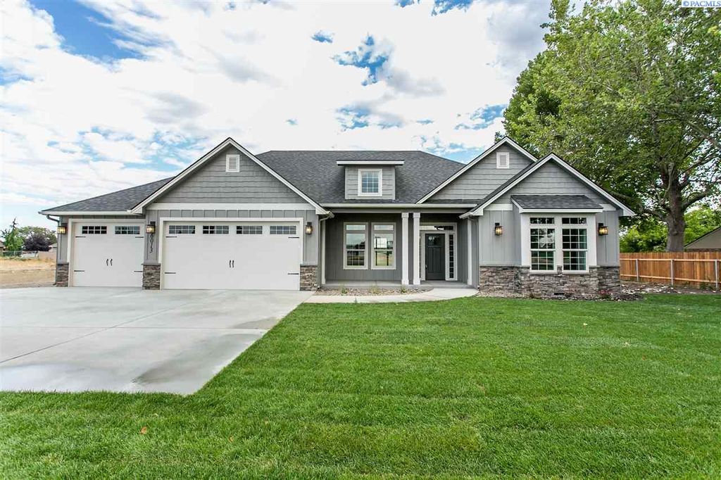 6013 W Ct, Pasco, WA 99301 - See Est. Value, Schools & More