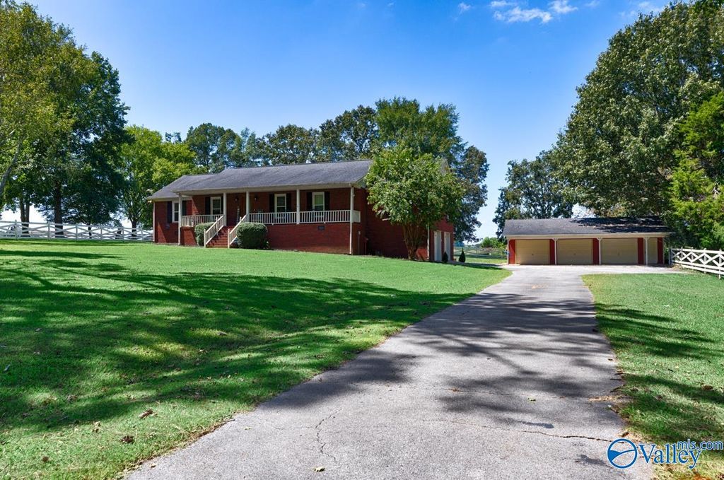 25615 Katpaugh Ln, Toney, AL 35773 - See Est. Value, Schools & More