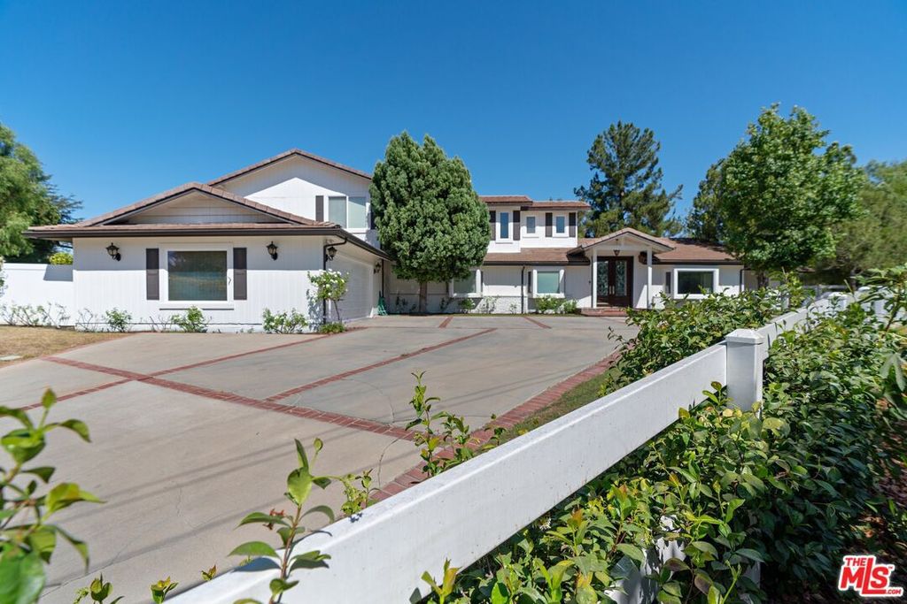5845 Hilltop Rd, Hidden Hills, CA 91302 - See Est. Value, Schools & More