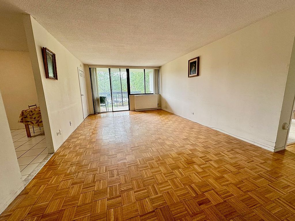 1 Bay Club Dr #2X, Bayside, NY 11360 - See Est. Value, Schools & More