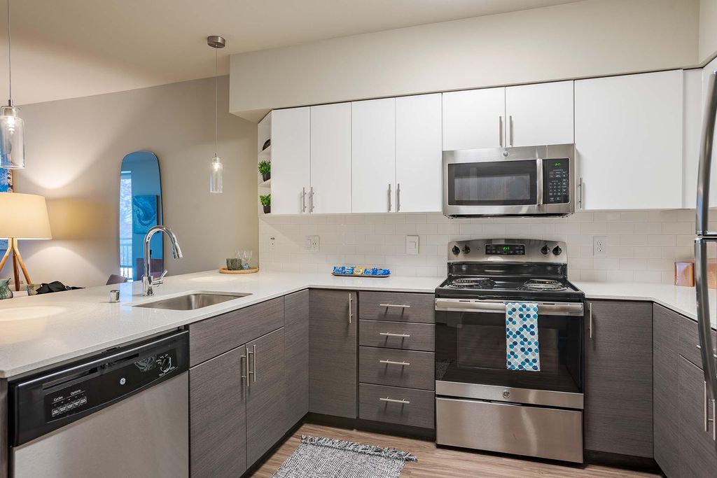 9176 Holman Rd NW #134, Seattle, WA 98117 - See Est. Value, Schools & More