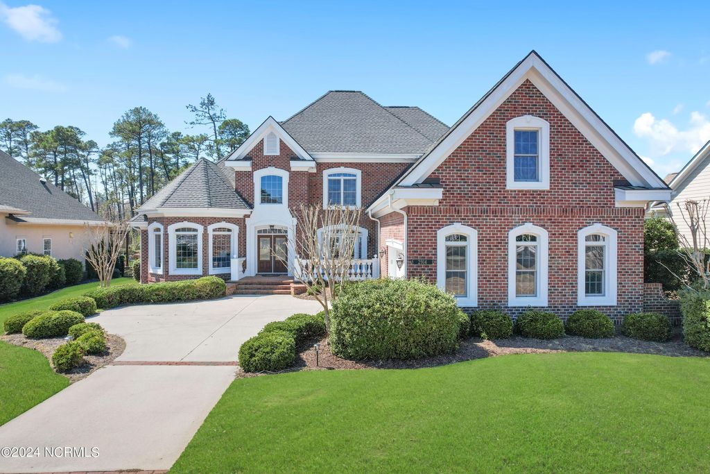2914 Legends Drive, Southport, NC 28461 - See Est. Value, Schools & More