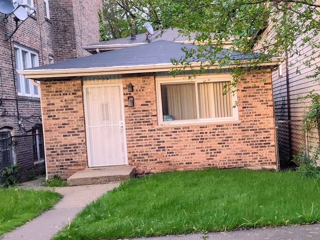 8043 S Saginaw Ave, Chicago, IL 60617 | MLS# 12079032 | Trulia