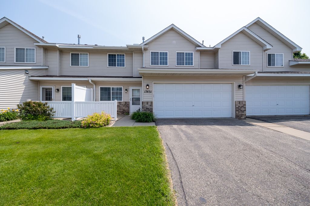 17431 Glacier Way, Lakeville, MN 55044 - See Est. Value, Schools & More