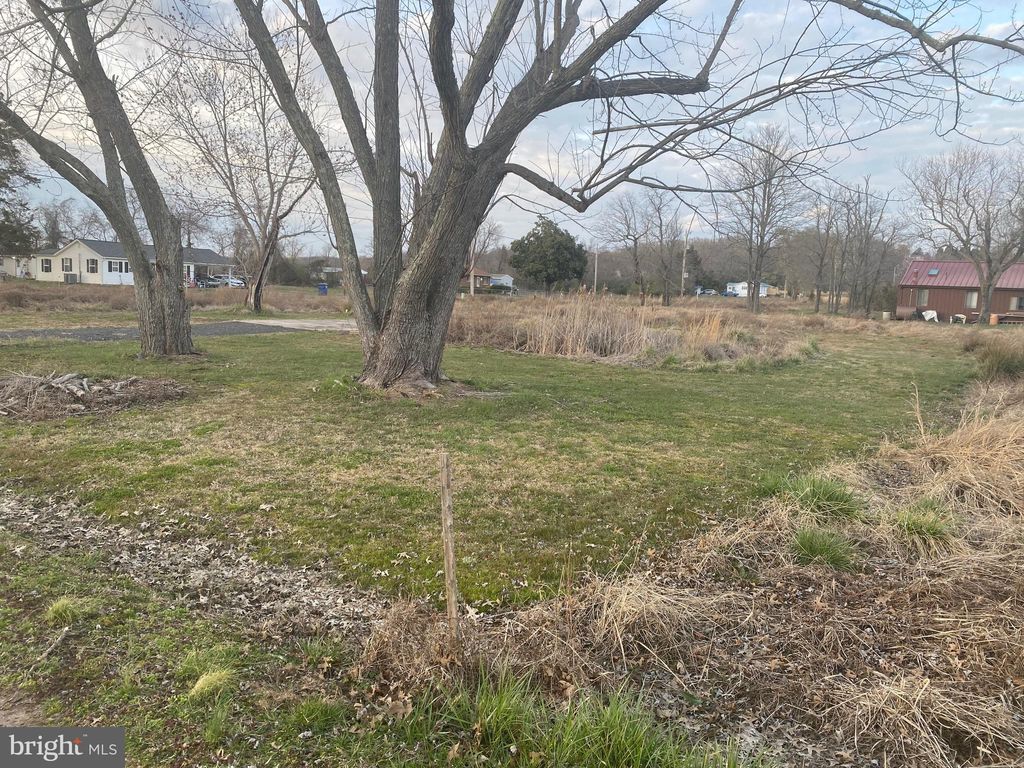 36724 Fielding Dr, Chaptico, MD 20621 - See Est. Value, Schools & More