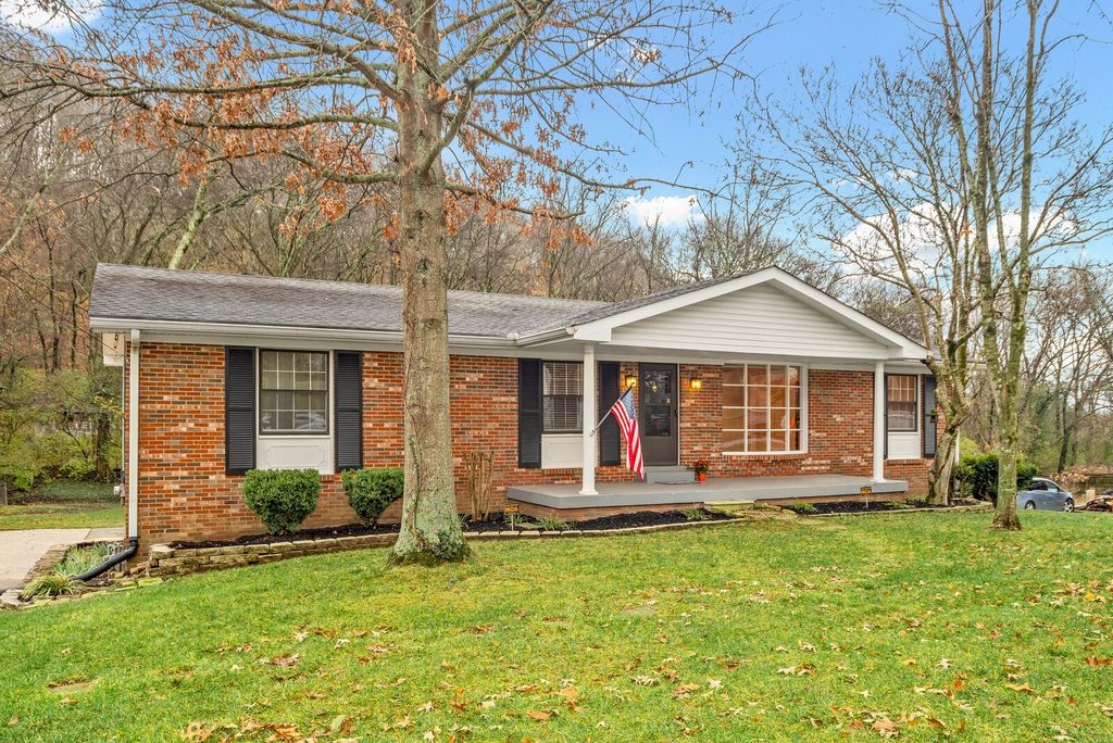 7111 Patten Ln, Nashville, TN 37221 - See Est. Value, Schools & More