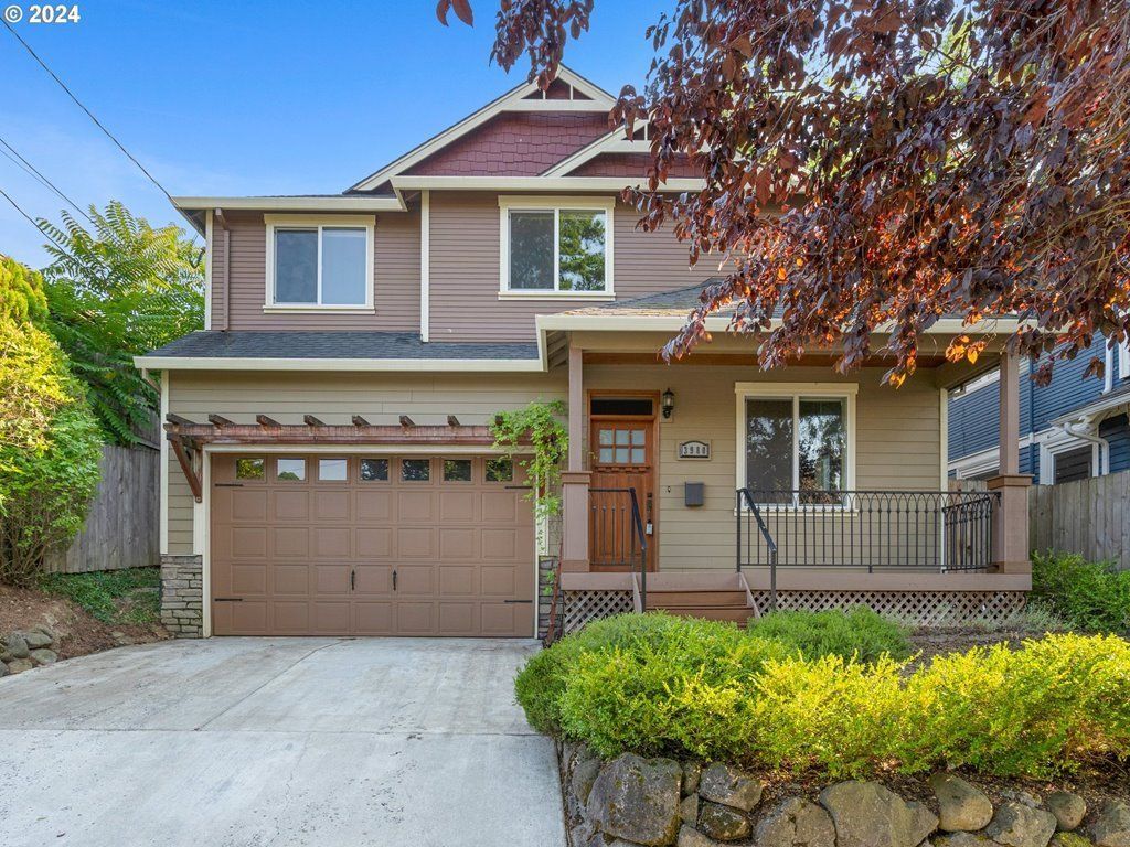 3980 SE Mall, Portland, OR 97202 - See Est. Value, Schools & More