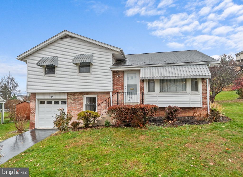 104 Rose Ct, Shillington, PA 19607 - See Est. Value, Schools & More