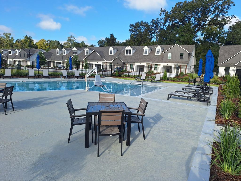 8001 Pine Valley Dr #57, Baton Rouge, LA 70817 - See Est. Value ...