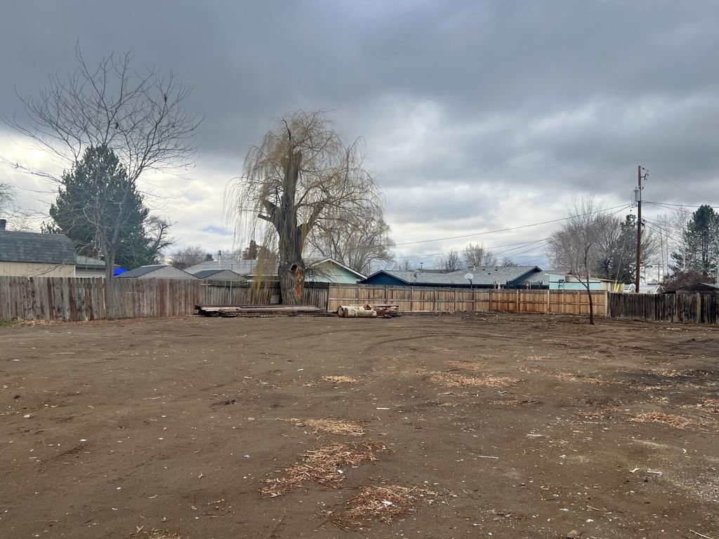 Parcel 2 NW Canal Blvd, Redmond, OR 97756 | MLS# 220175292 | Trulia