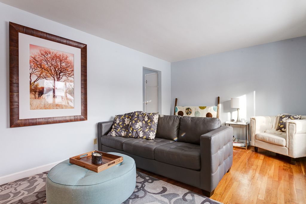 2176 Shrewsbury Rd, Columbus, OH 43221 - See Est. Value, Schools & More